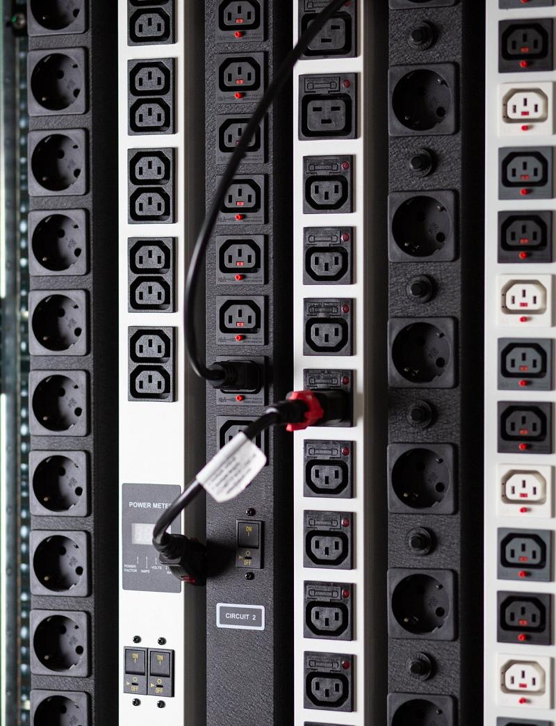 EV chargers, EV cables, shore power and PDU - Ratio Electric